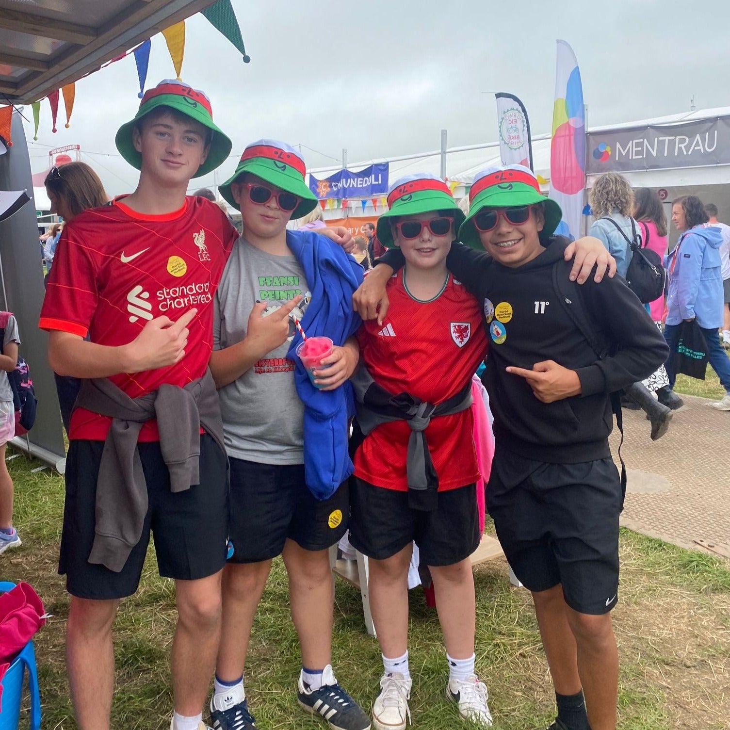 Bucket Hat • Urdd Gobaith Cymru